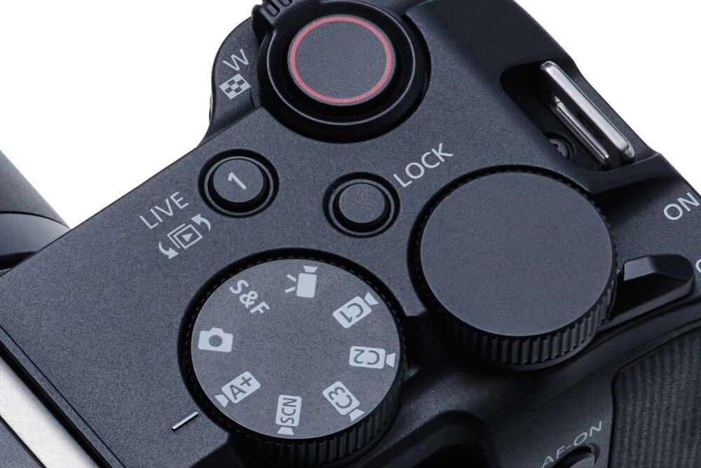 Canon EOS R50 V (TEST): die Traumkamera eines jeden Vloggers? | Alza.de