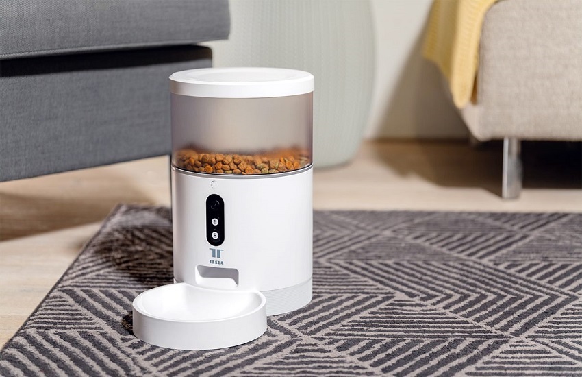 Tesla Smart Pet Feeder Camera – nakrmí i pohlídá vašeho mazlíčka | Alza.cz