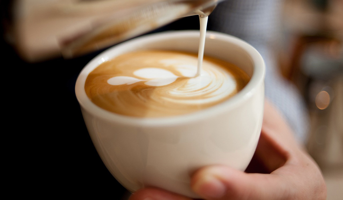 Caffé latte – příprava | Alza.cz