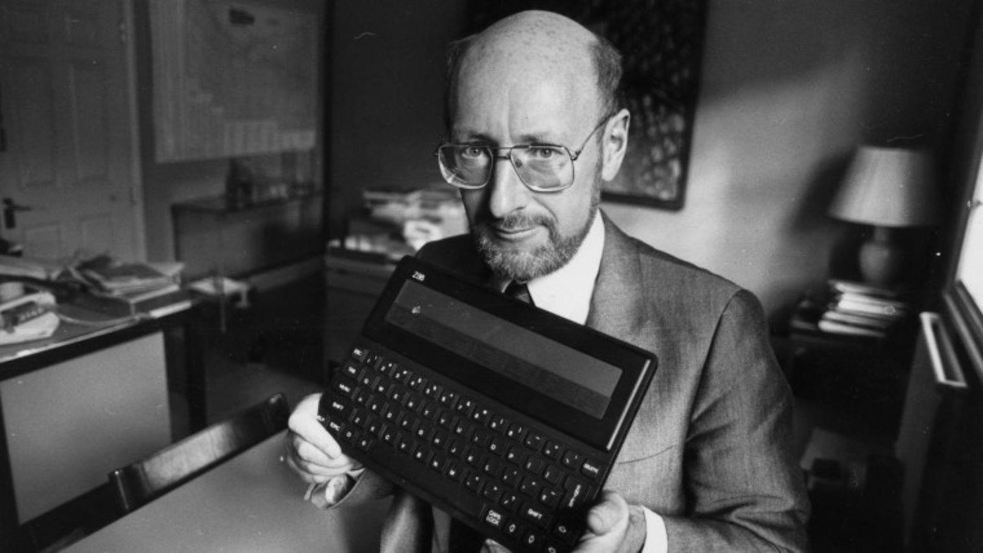 Sir Clive Sinclair – vynálezce, inovátor, bonviván | Alza.cz