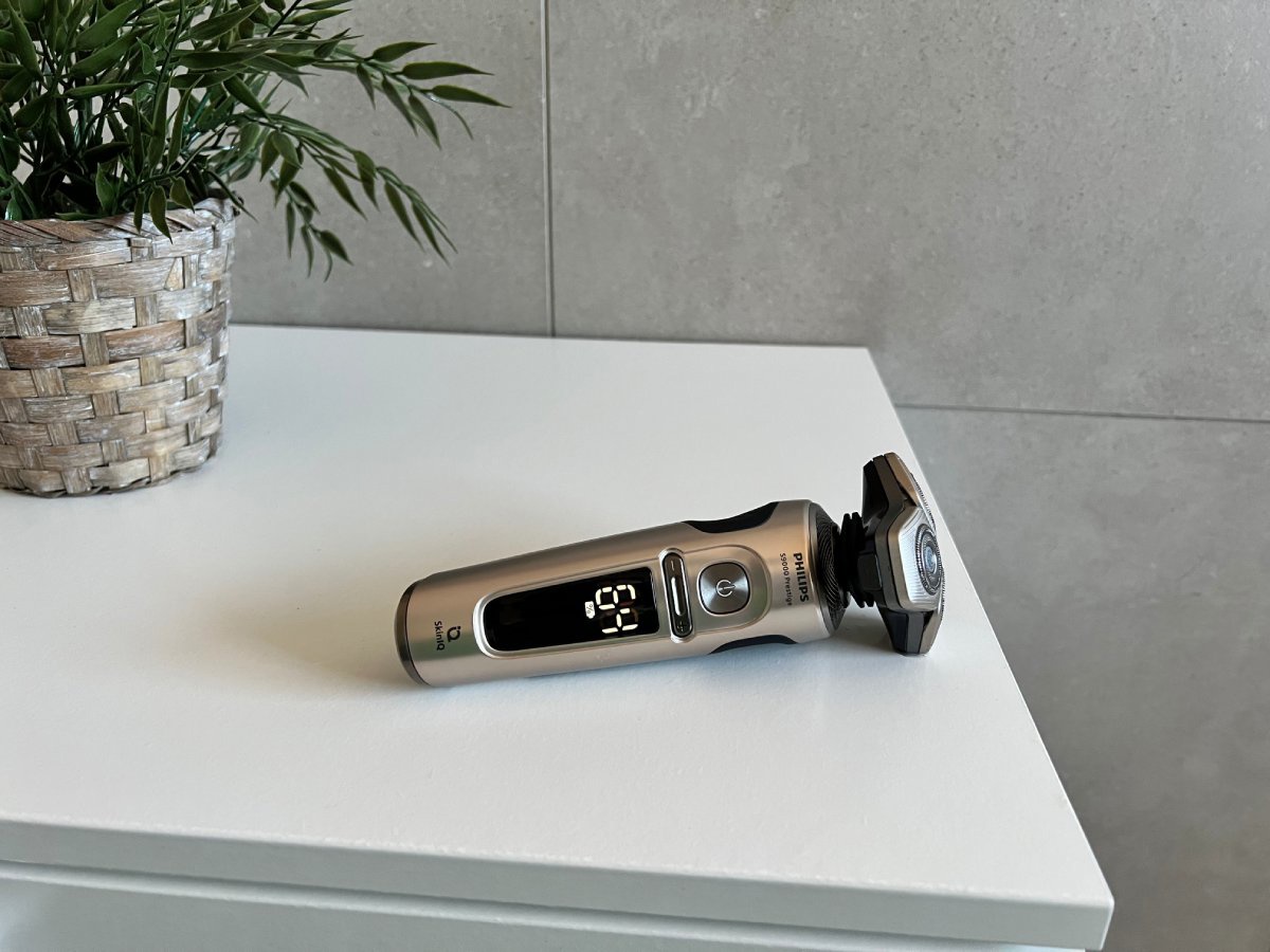 Philips Series 9000 Prestige Wet & Dry (TEST): Ist er seinen Preis wert ...