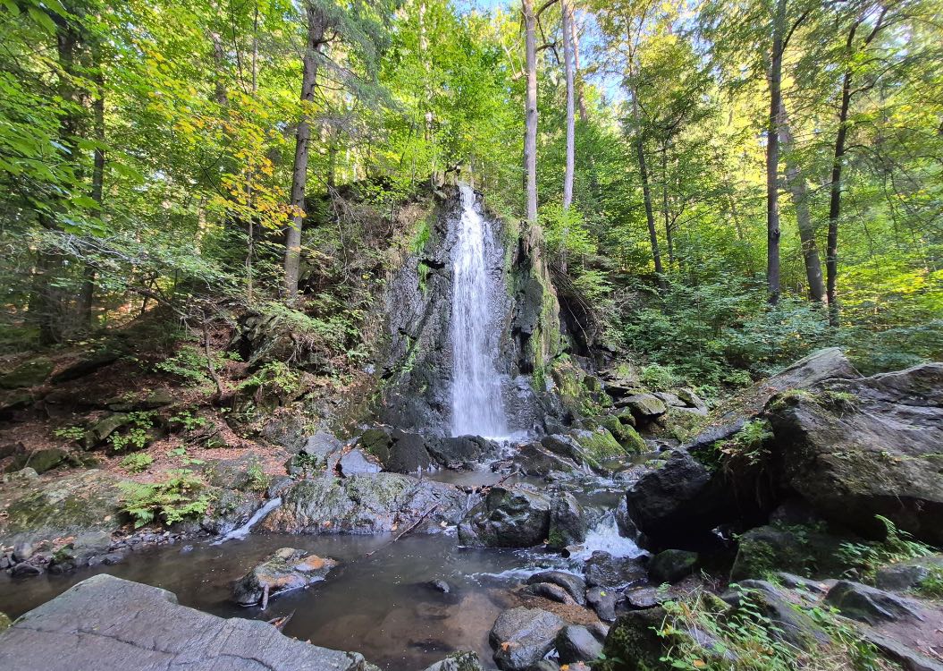 Samsung Galaxy S25 FE (RECENZE): Spolehlivá a dobře obhajitelná volba ...