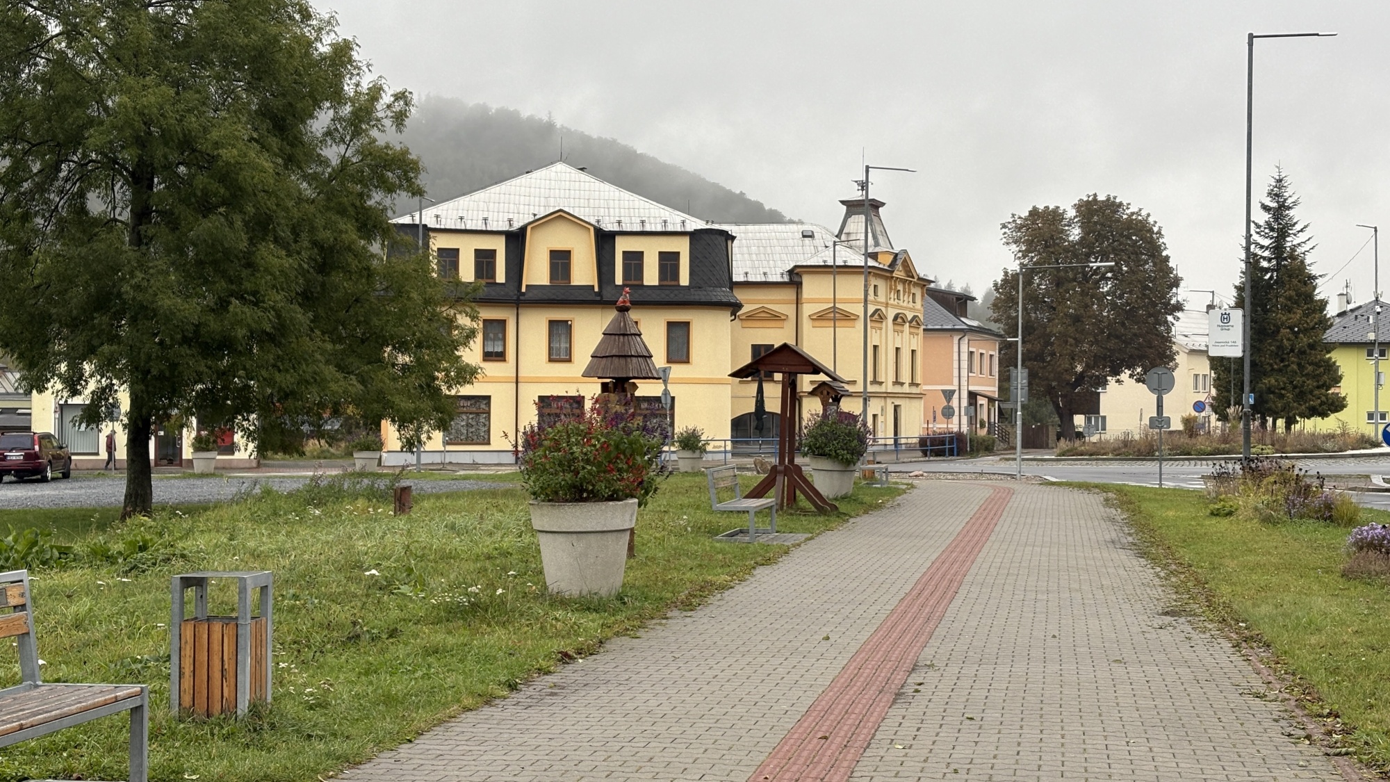 iPhone 16 Plus (RECENZE): Až na ten displej docela povedená mašinka ...