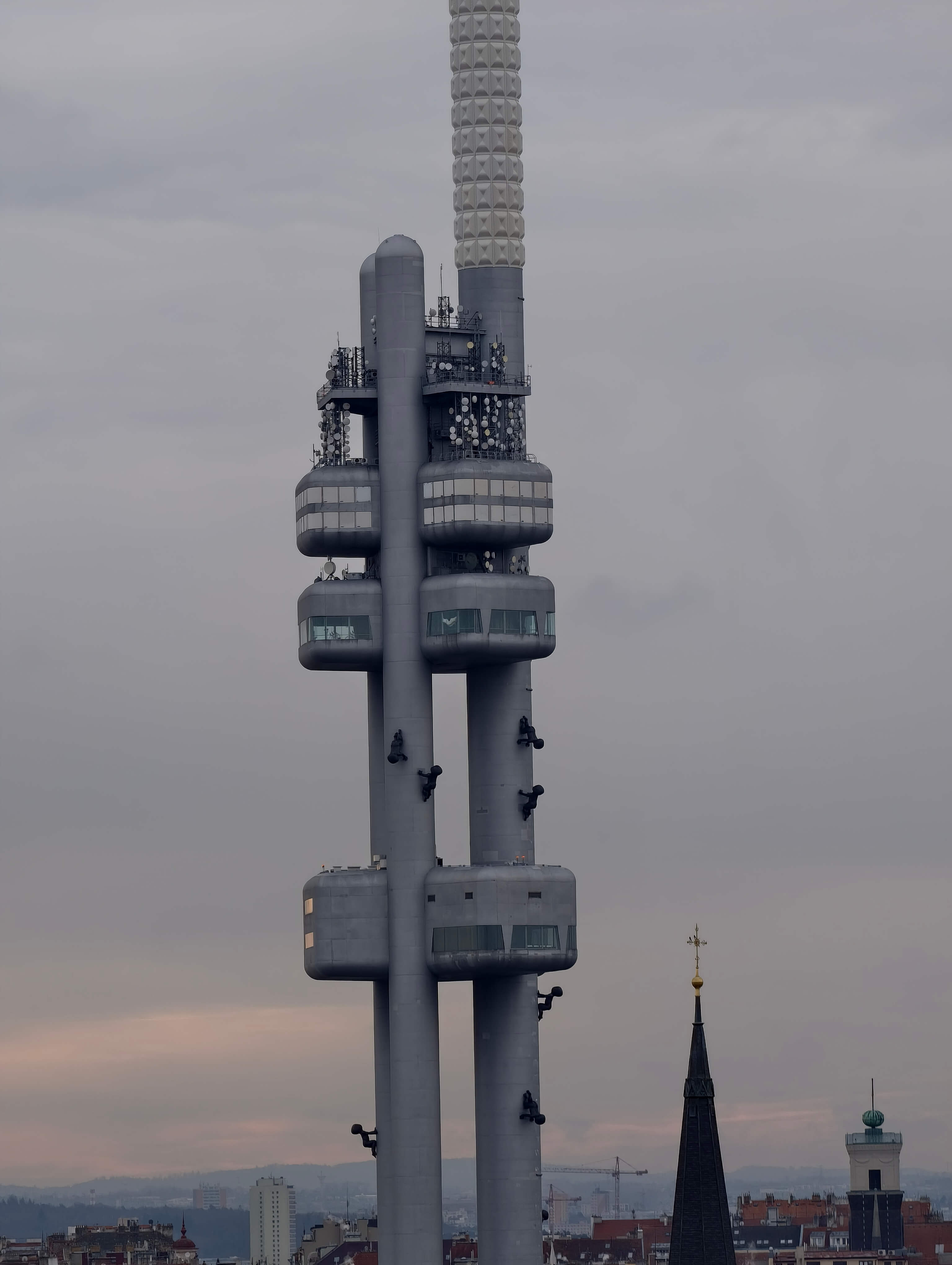 Vivo X200 Pro (RECENZE): Top telefon s nádherným displejem a téměř ...