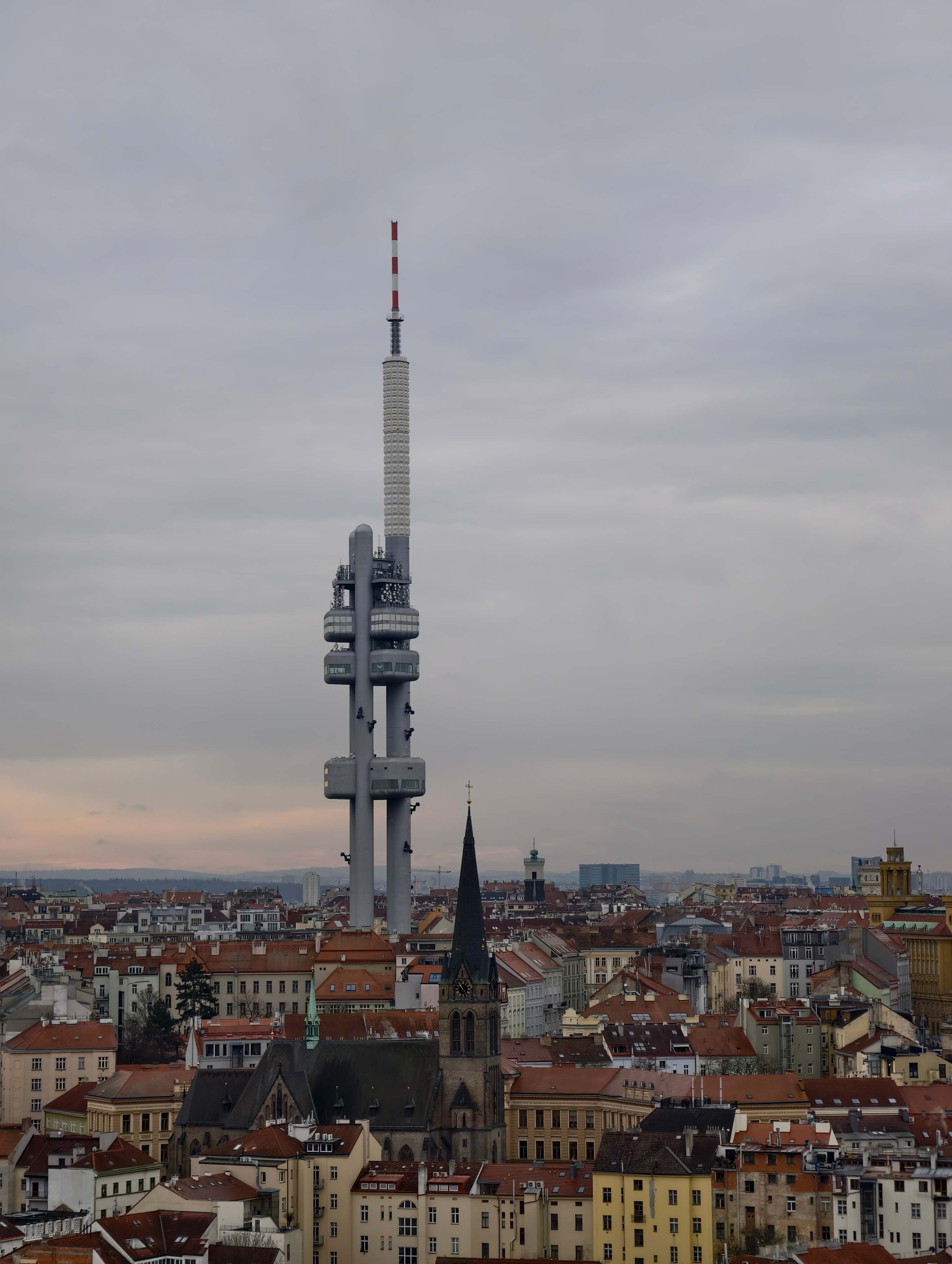 Vivo X200 Pro (RECENZE): Top telefon s nádherným displejem a téměř ...