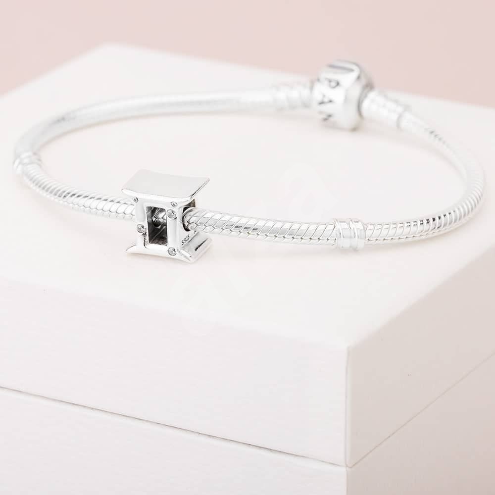 PANDORA Moments ID 798428C01 (Ag925/1000, 2,6 g) - Přívěsek | Alza.cz